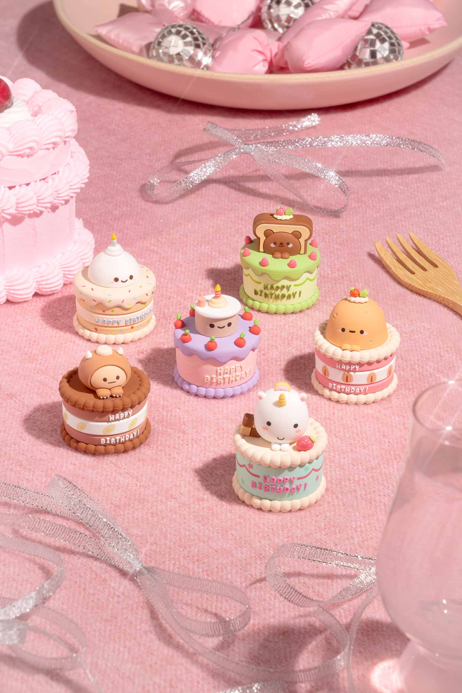 Smoko: Birthday Cake Blind Box Figure – CHONKY COLLECTIBLES